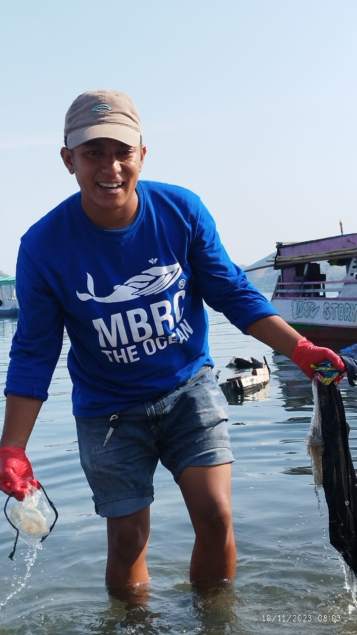 Team – Indonesian Waste Platform